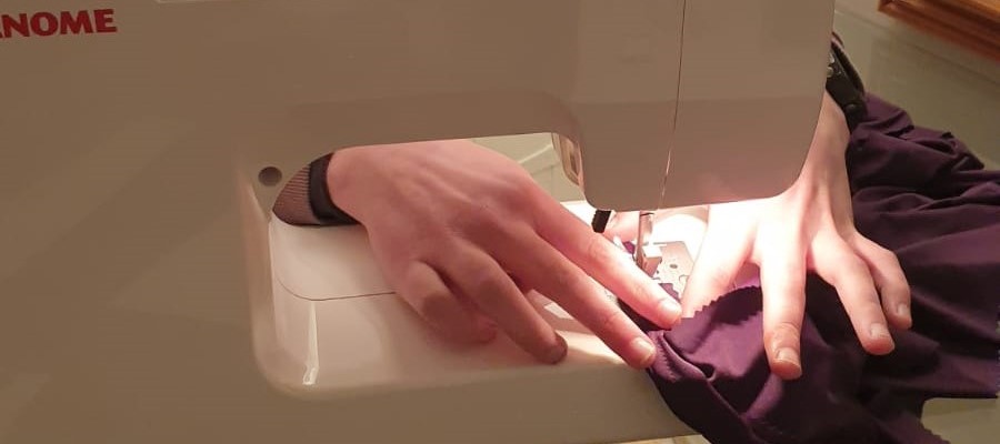 Jen's Acorn – Children Grow Their Own Way